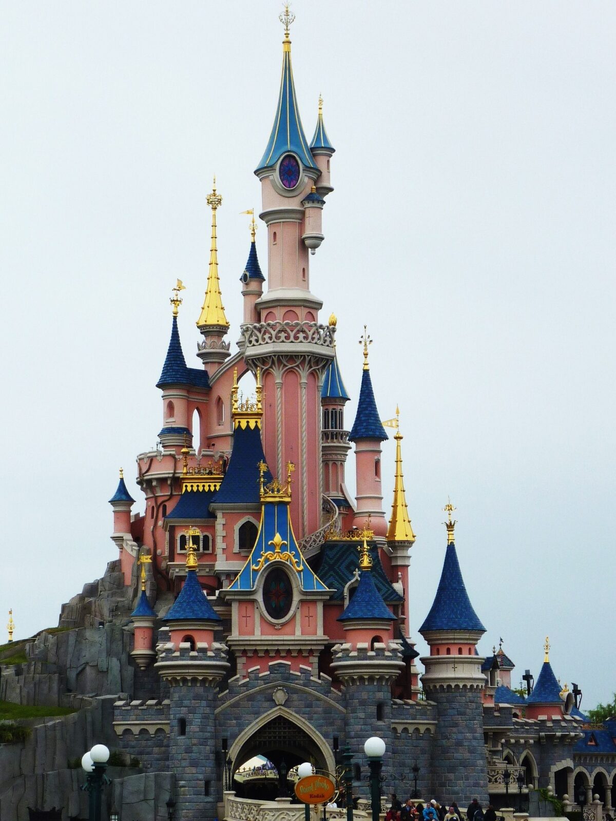 Disneyland Pa Z jezd Atrakce Vstupn ICesty cz disneyland-pa-z-jezd-atrakce-vstupn-icesty-cz