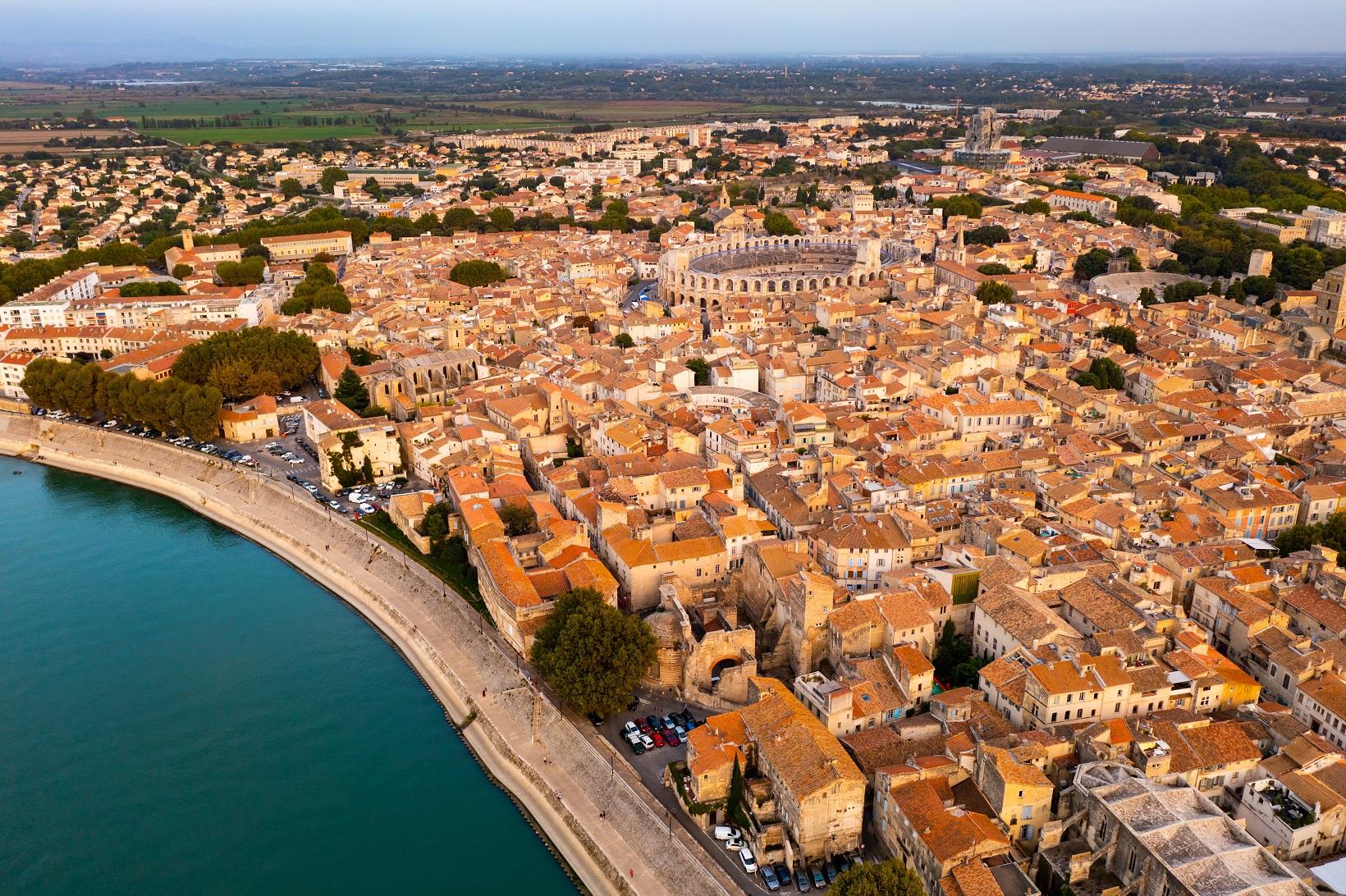 Arles, Francie – dovolená, teplota moře, ubytování, zajímavosti - iCesty.cz